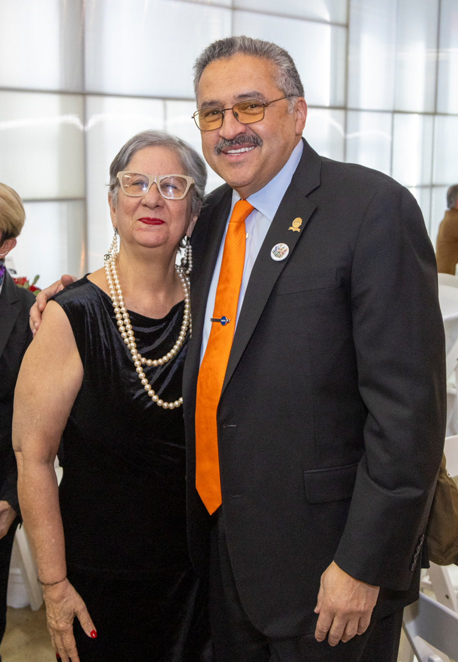 HITN Board Member, Linda Hernandez, to receive Suncoast Emmy - HITN