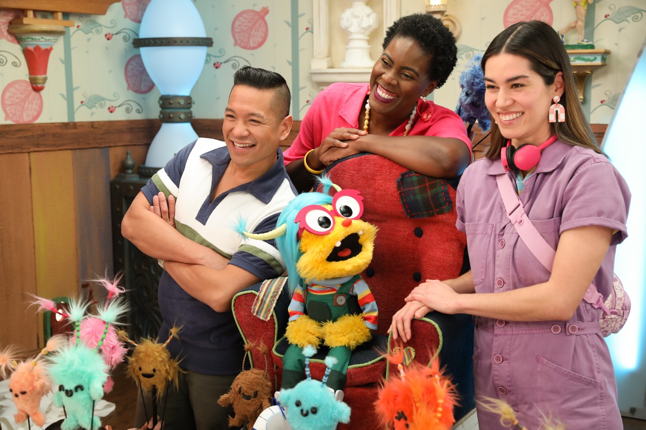 HITN Debuts ‘El elevador de Albie’ on Edye - HITN